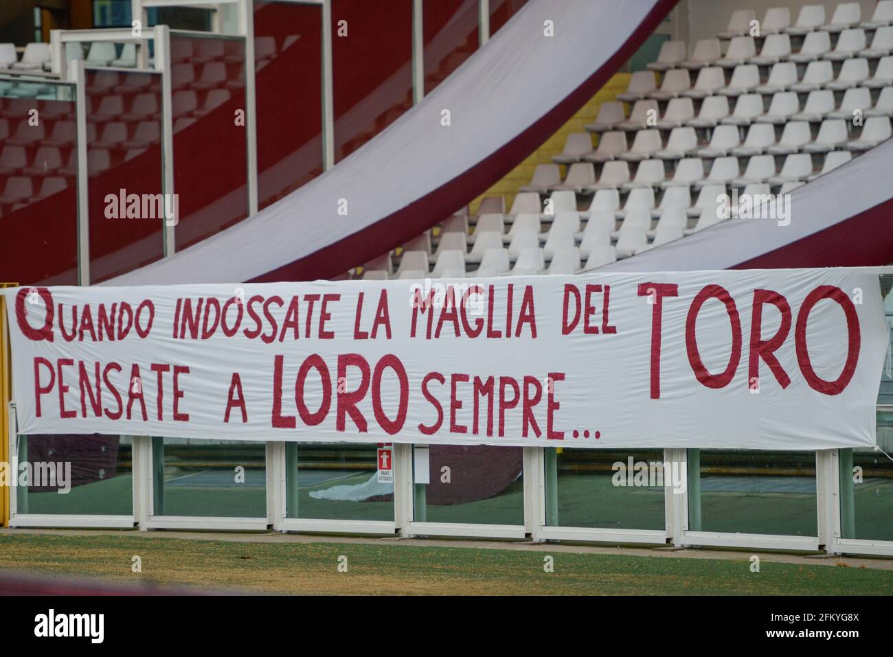 Torino the bull hi-res stock photography and images - Alamy