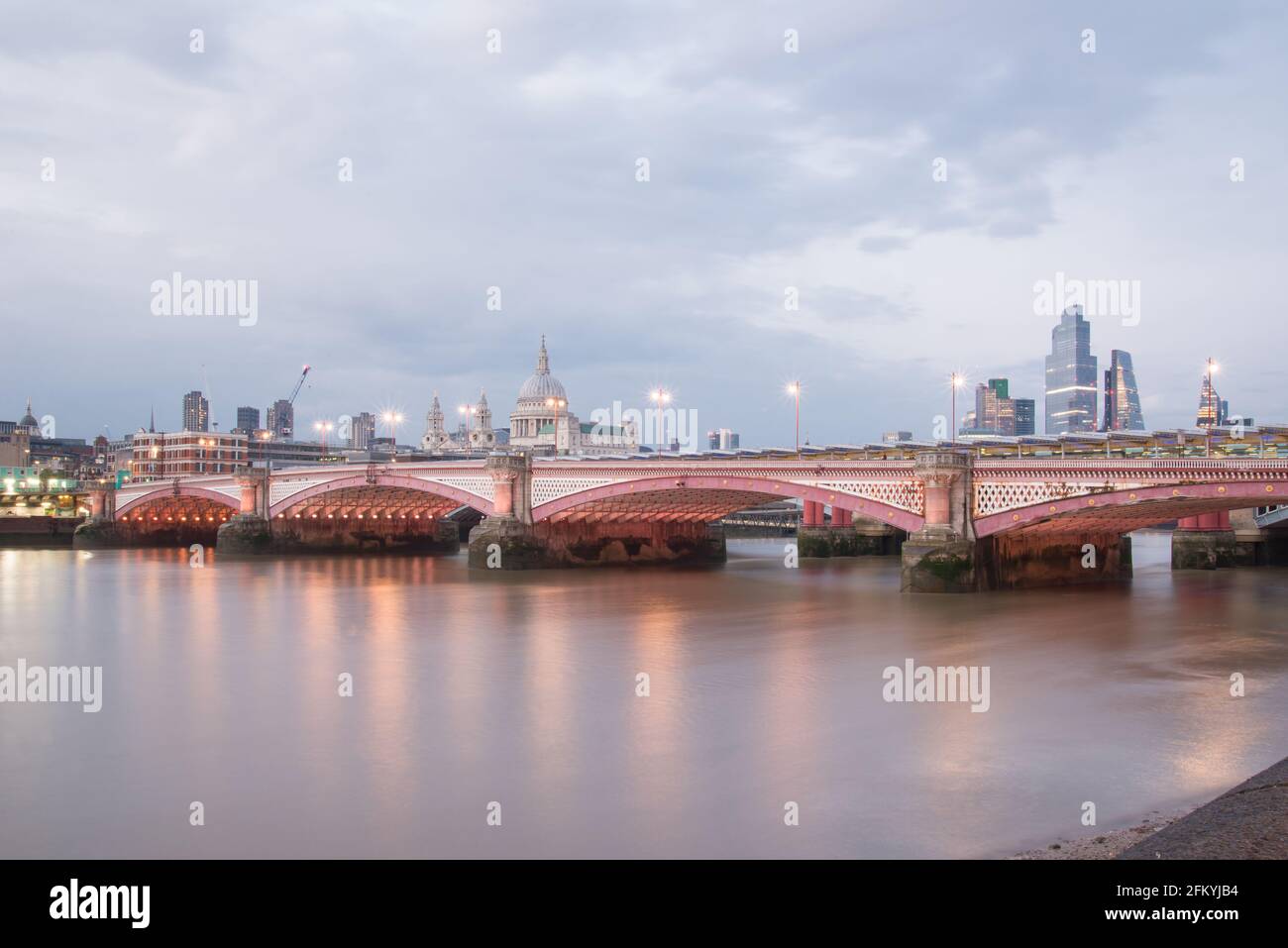 Illuminated River Blackfriars Bridge by Joseph Cubitt LED Lights by Leo ...