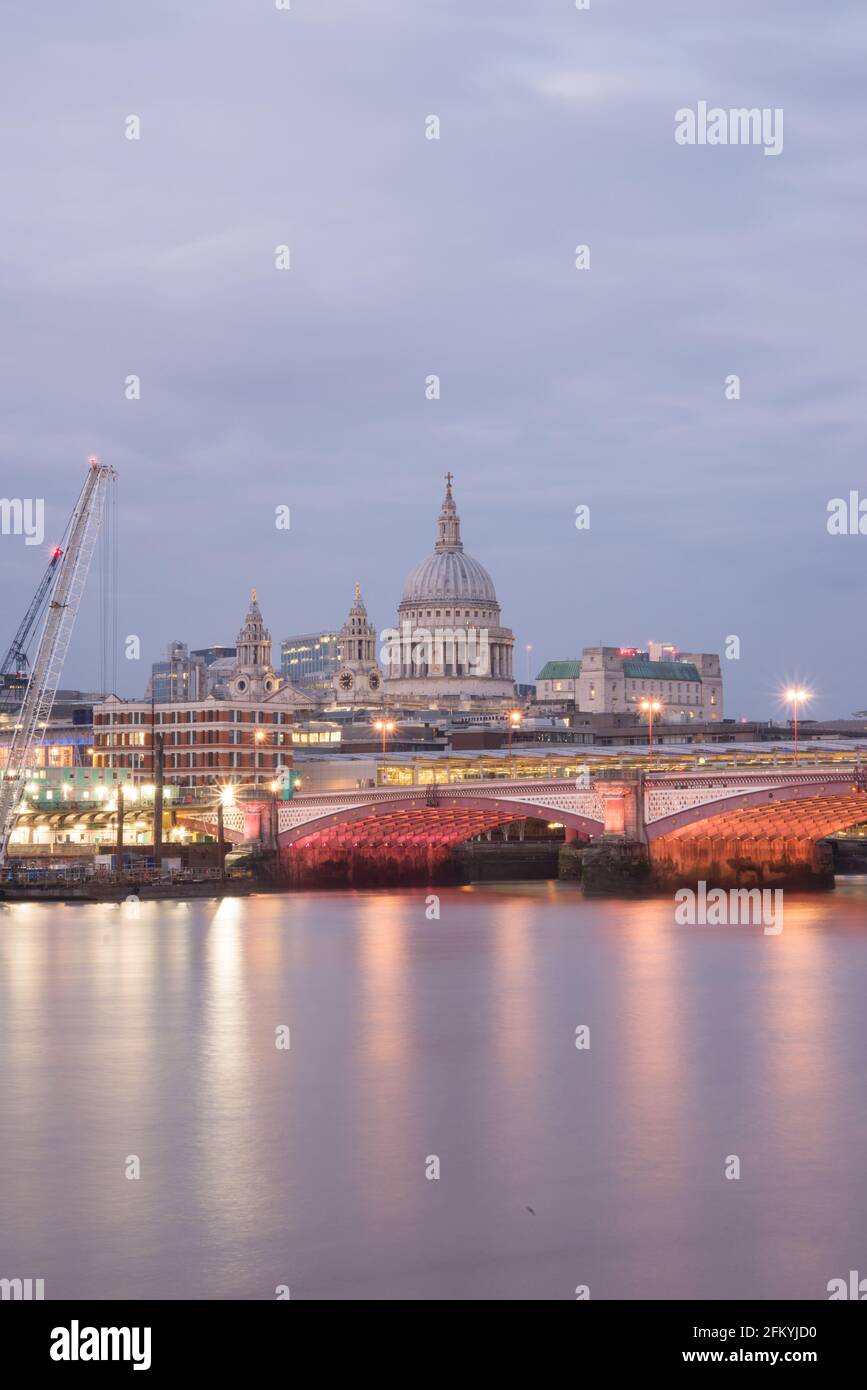 Illuminated River Blackfriars Bridge by Joseph Cubitt LED Lights by Leo ...