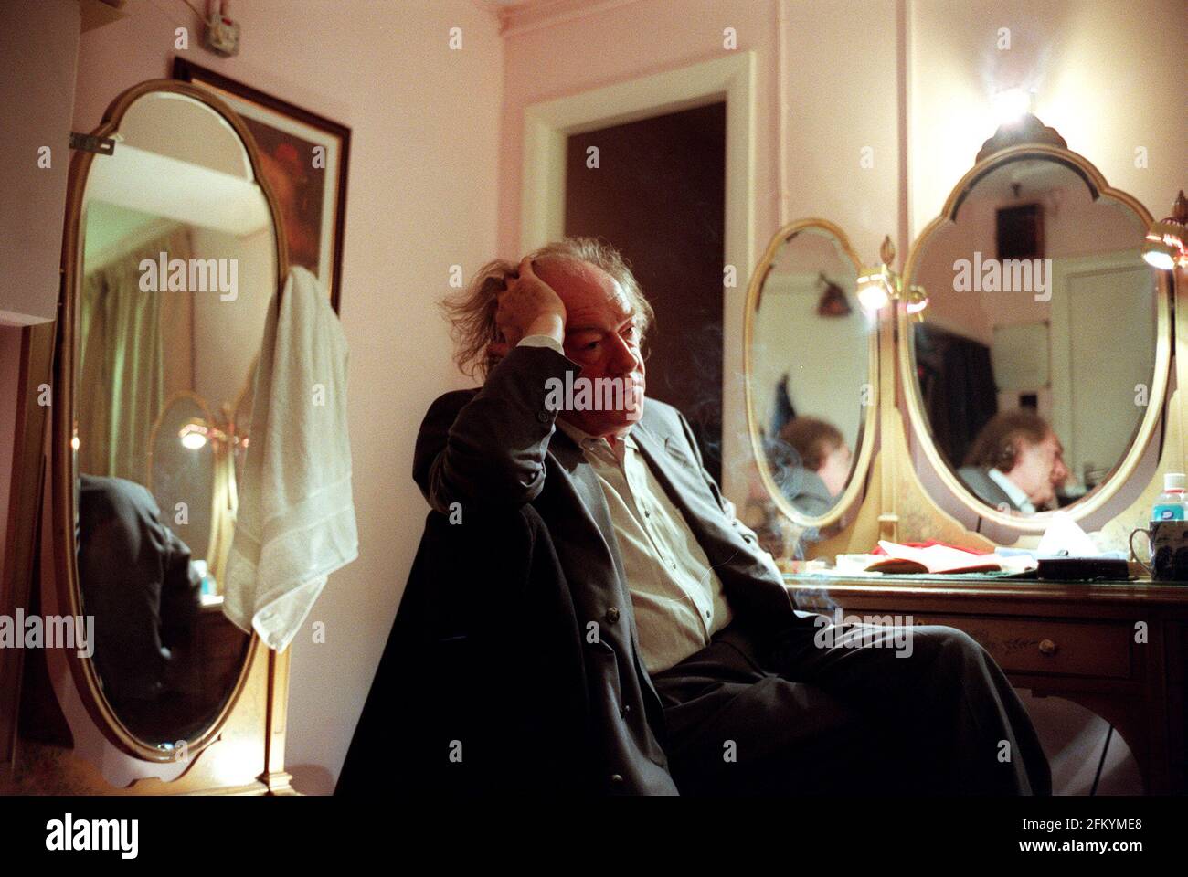 Michael gambon actor hi-res stock photography and images - Alamy