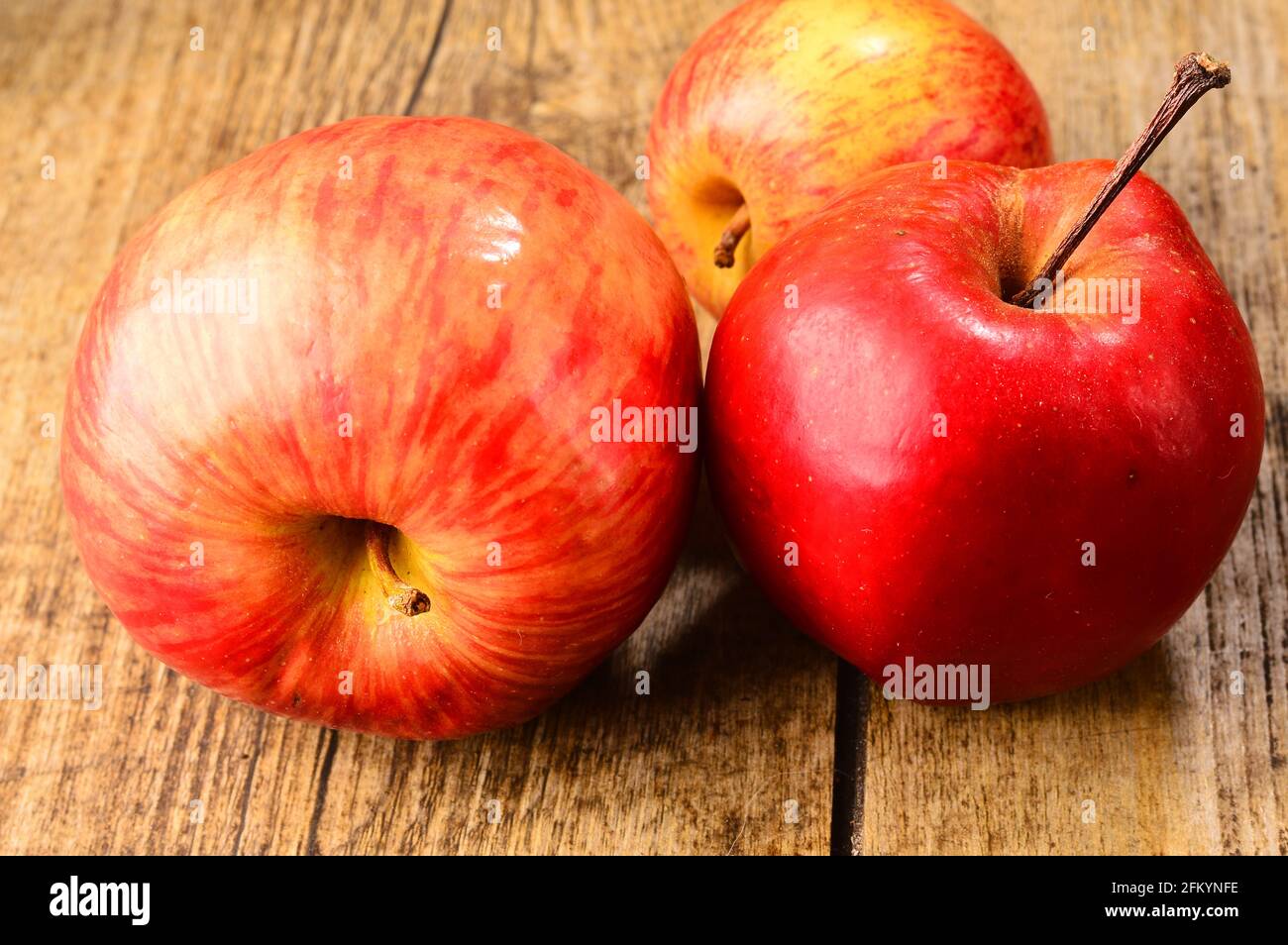 Apples on the table Stock Photo - Alamy