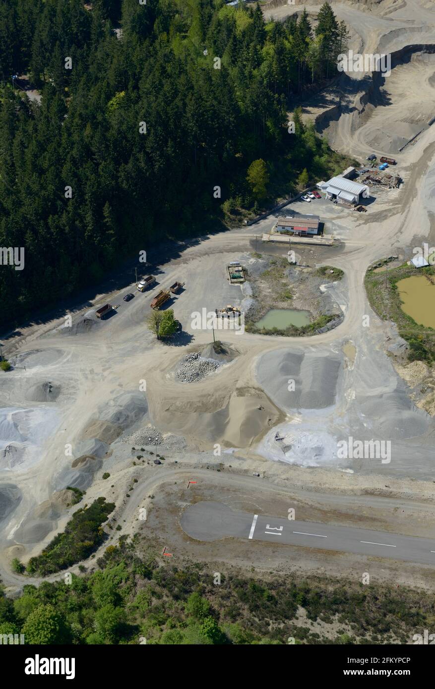 Aerial photography airport overview hi-res stock photography and images ...