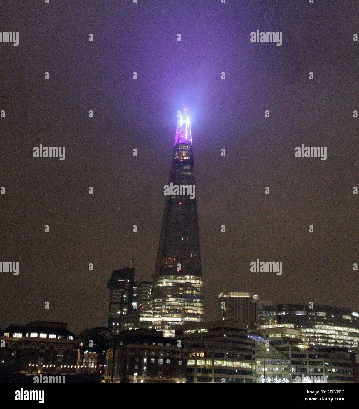 The blitz london tower bridge hi-res stock photography and images - Alamy