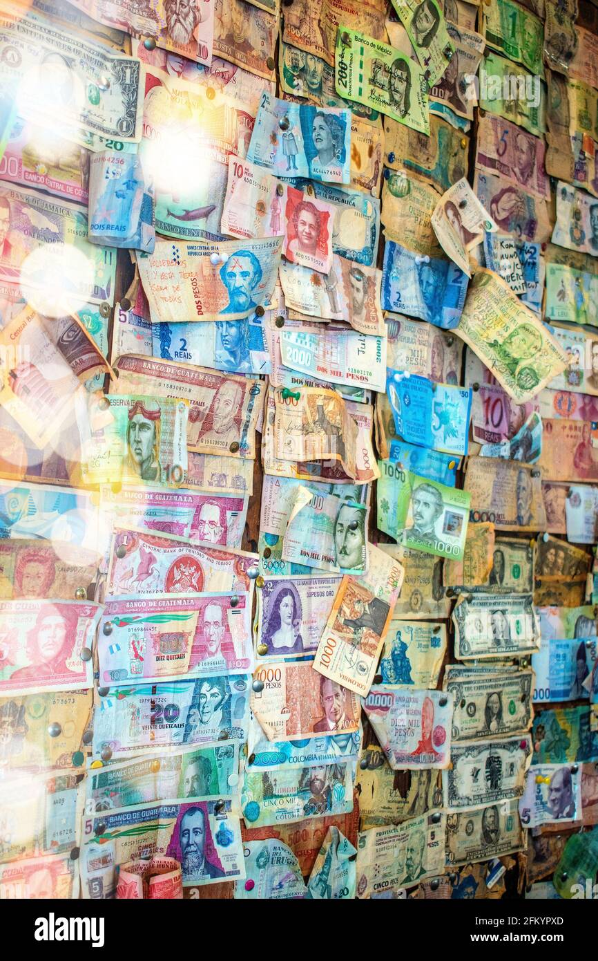 Banknotes from all over the world Stock Photo - Alamy