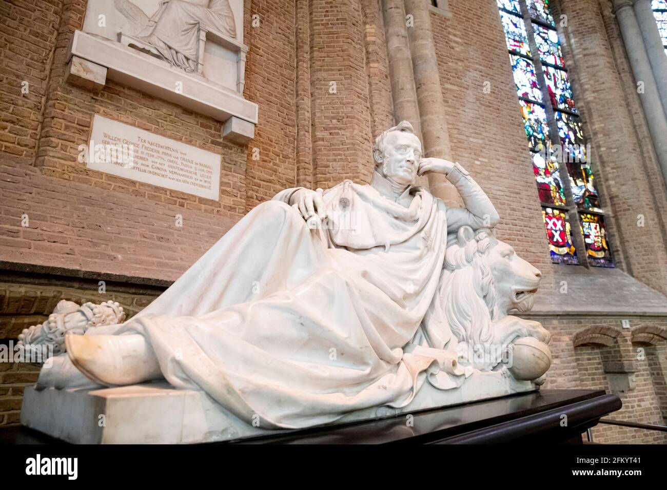 Royal Monument of Willem van Oranje and entrance of the Dutch Royal ...