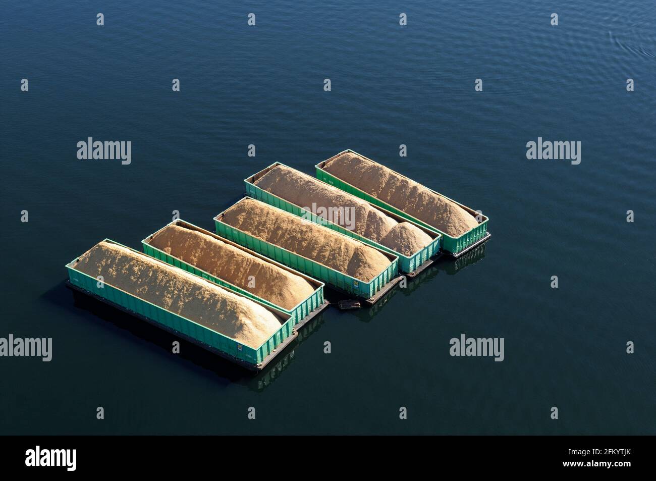 Chip barges hi-res stock photography and images - Alamy