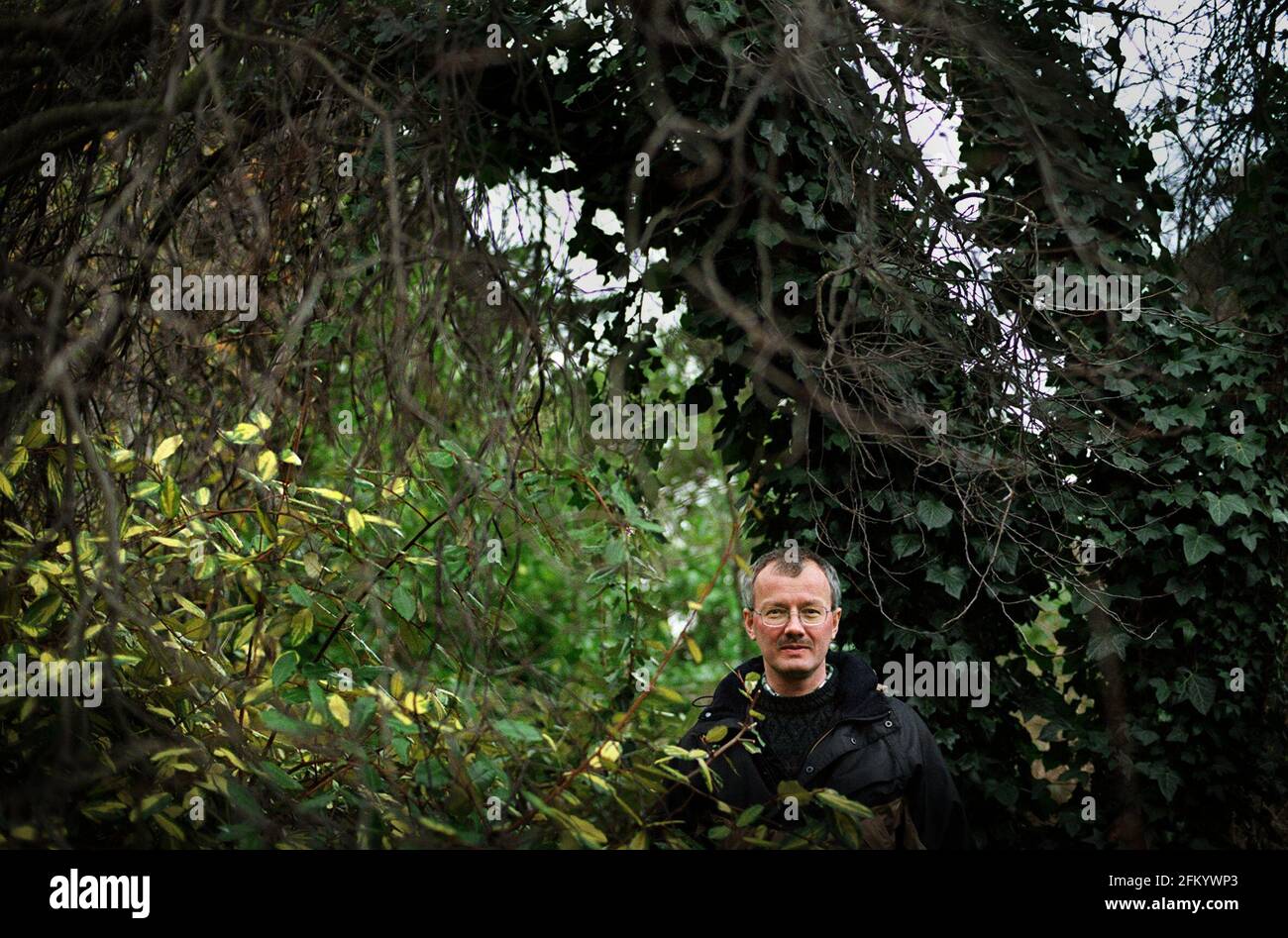 Peter Crane the new director of Kew Gardens December 1999which is to ...