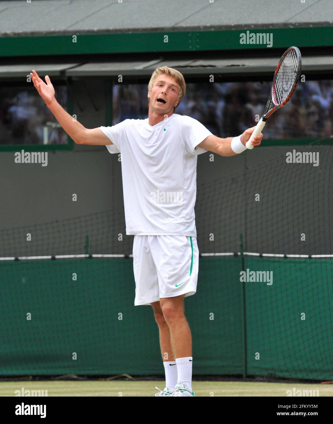 WIMBLEDON 2011.BOY.S SINGLE FINAL LIAM BROADY V LUKE SAVILLE. 1/7/2011 ...