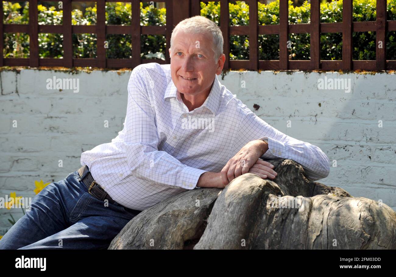 BOB WILLIS 23/4/2010. PICTURE DAVID ASHDOWN Stock Photo - Alamy