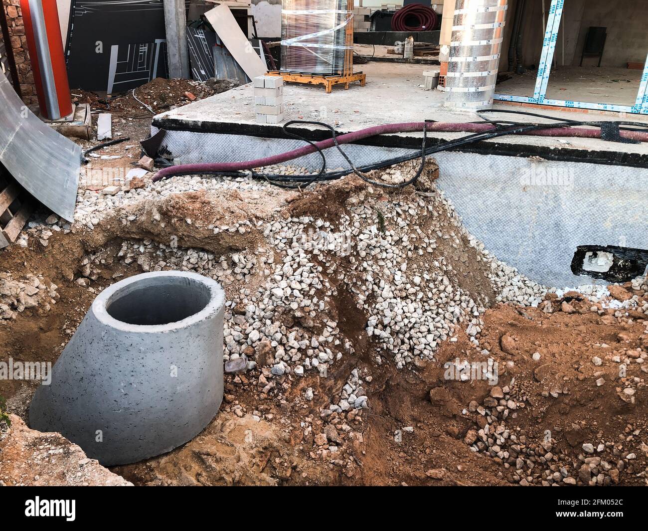 Unfinished structure hi-res stock photography and images - Alamy