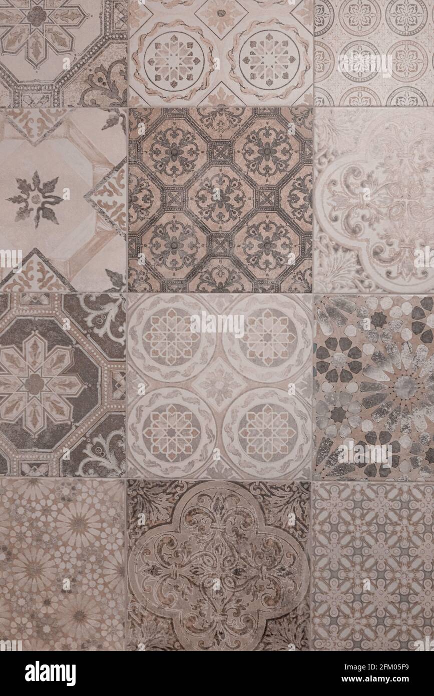 Vintage tiles hi-res stock photography and images - Alamy