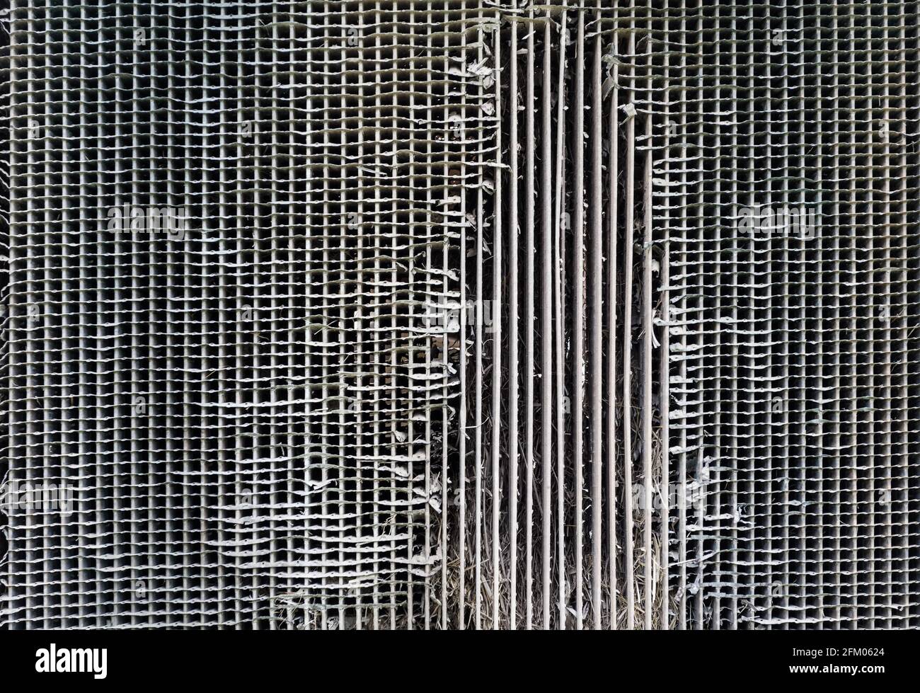 Texture of the old engine cooling radiator Stock Photo - Alamy