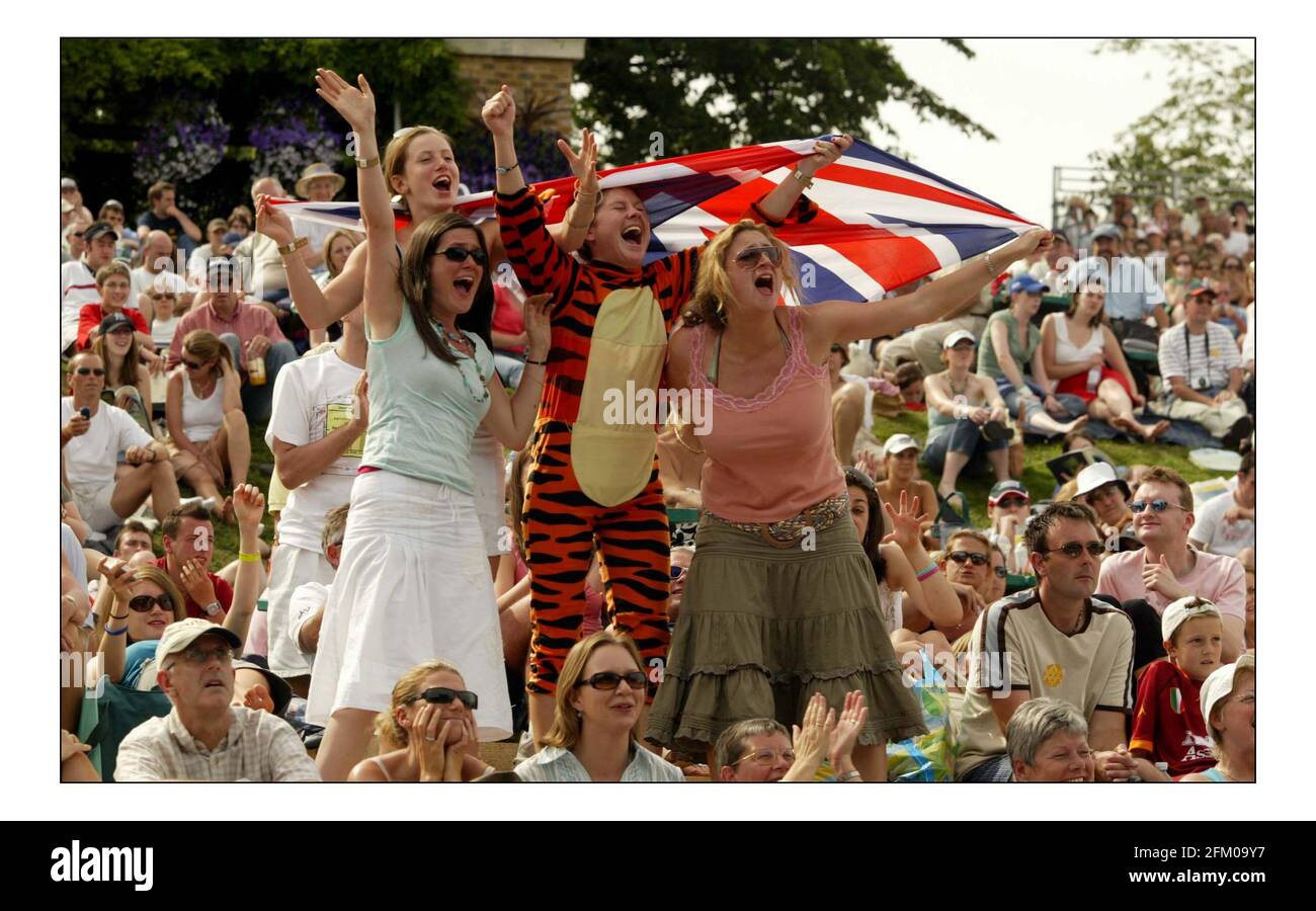 Henman Hill as Tim Henman strugles to his victory.pic David Sandison 21 ...