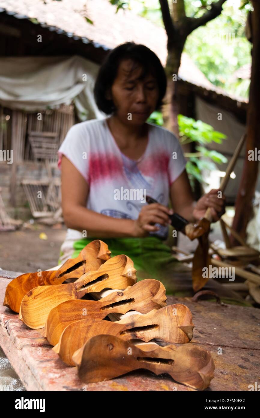 Malaysia keris making hi-res stock photography and images - Alamy