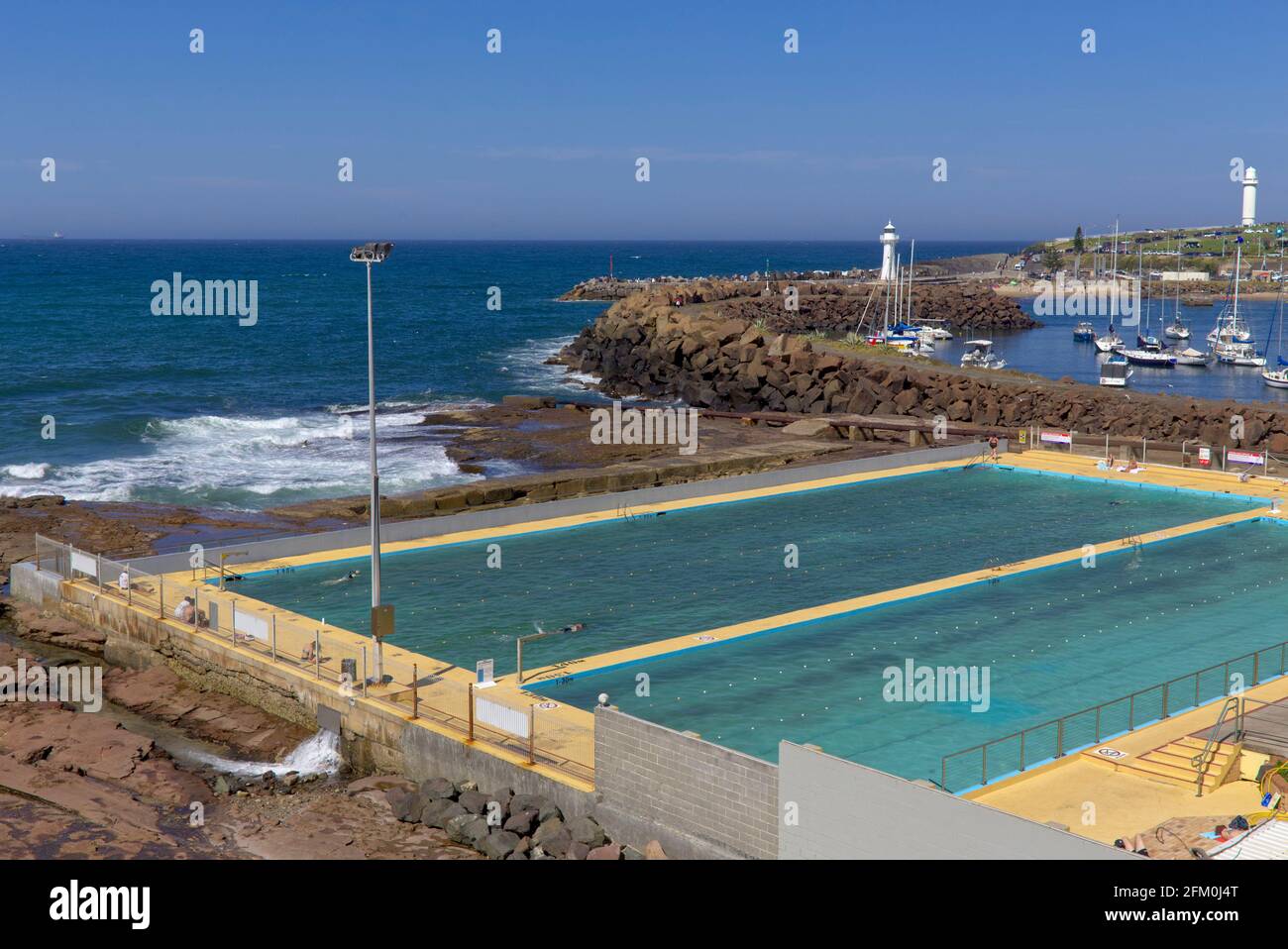 Wollongong swimming pool hi-res stock photography and images - Alamy