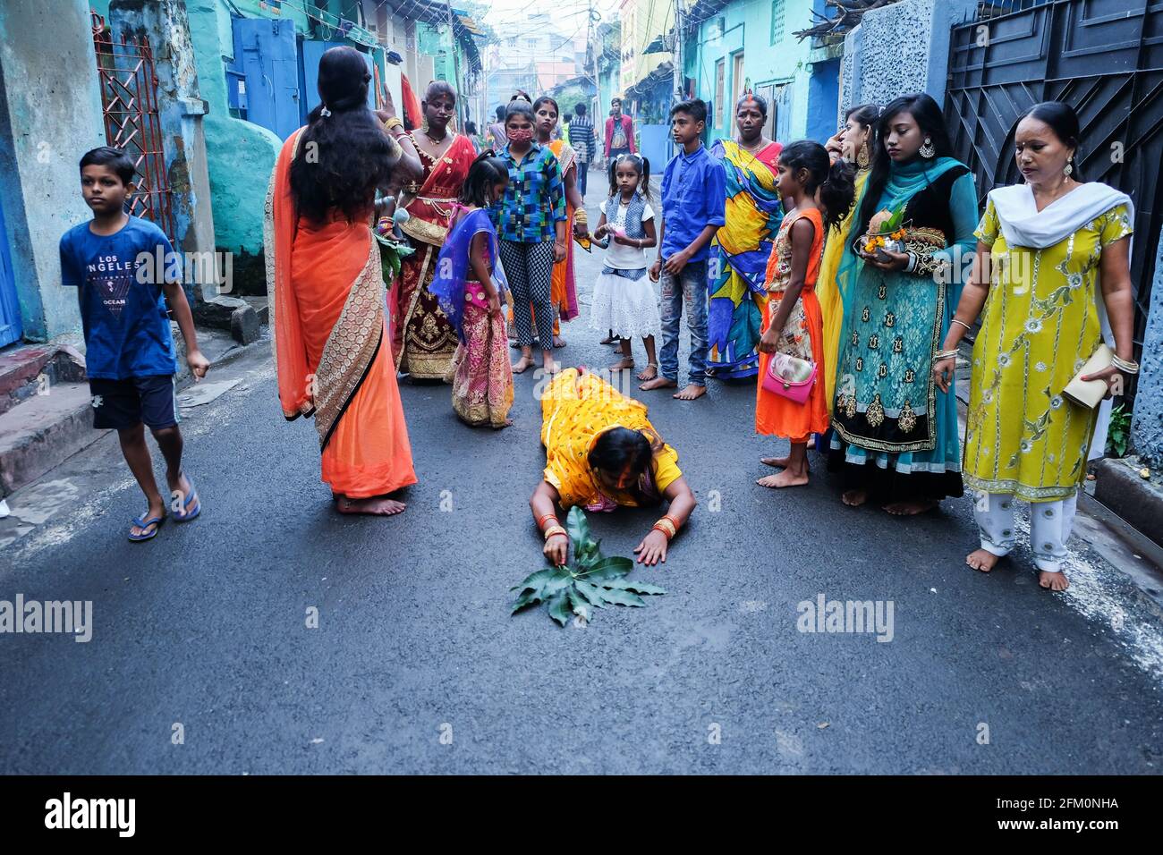 KOLKATA, INDIA - Nov 21, 2020: The Chat puja ritual in the river Ganga ...