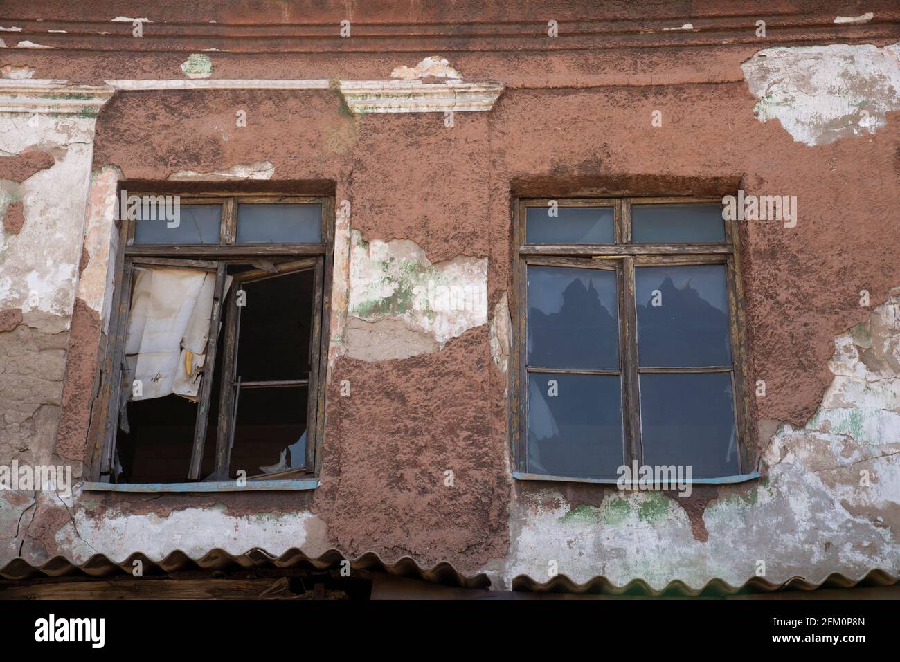 Old windows of the abandoned destroyed buildings Stock Photo - Alamy
