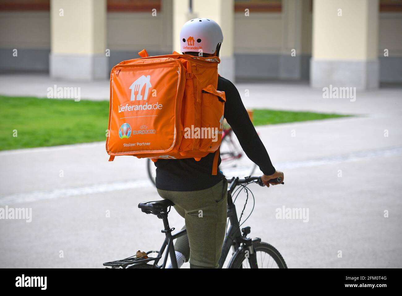 Lieferando delivery service hi-res stock photography and images - Alamy