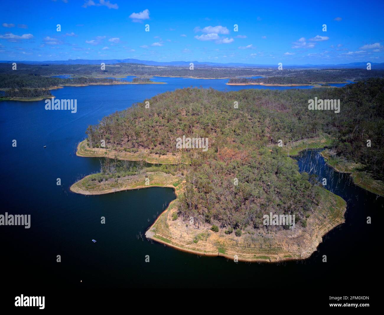 Monduran lake hi-res stock photography and images - Alamy