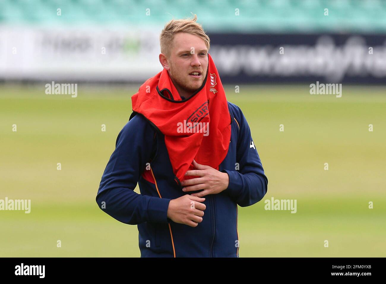 Jamie Porter of Essex looks on ahead of Worcestershire CCC vs Essex CCC ...