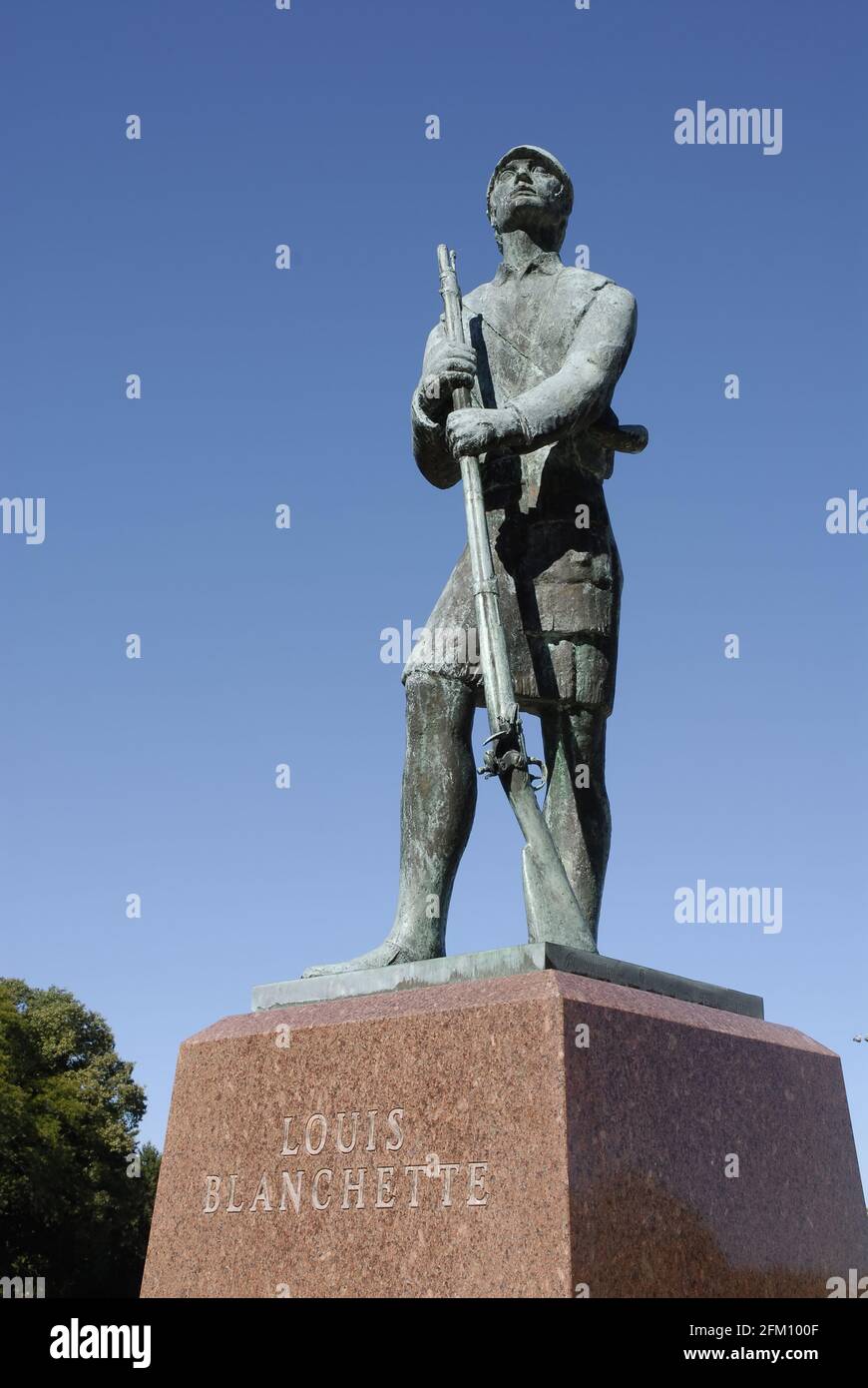 ST. CHARLES, UNITED STATES - Oct 10, 2007: A statue of explorer Louis ...