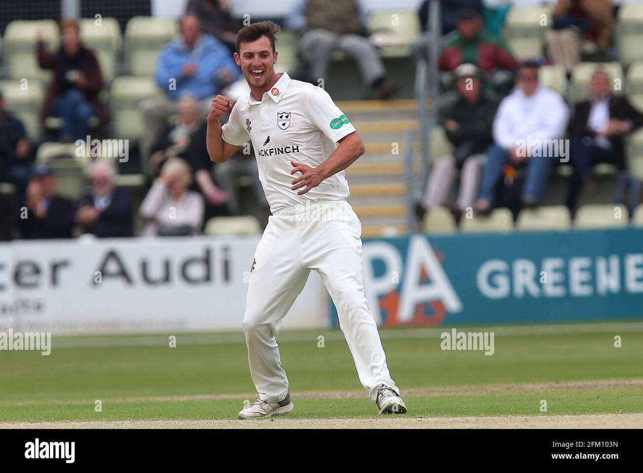 Ed barnard cricketer hi-res stock photography and images - Alamy