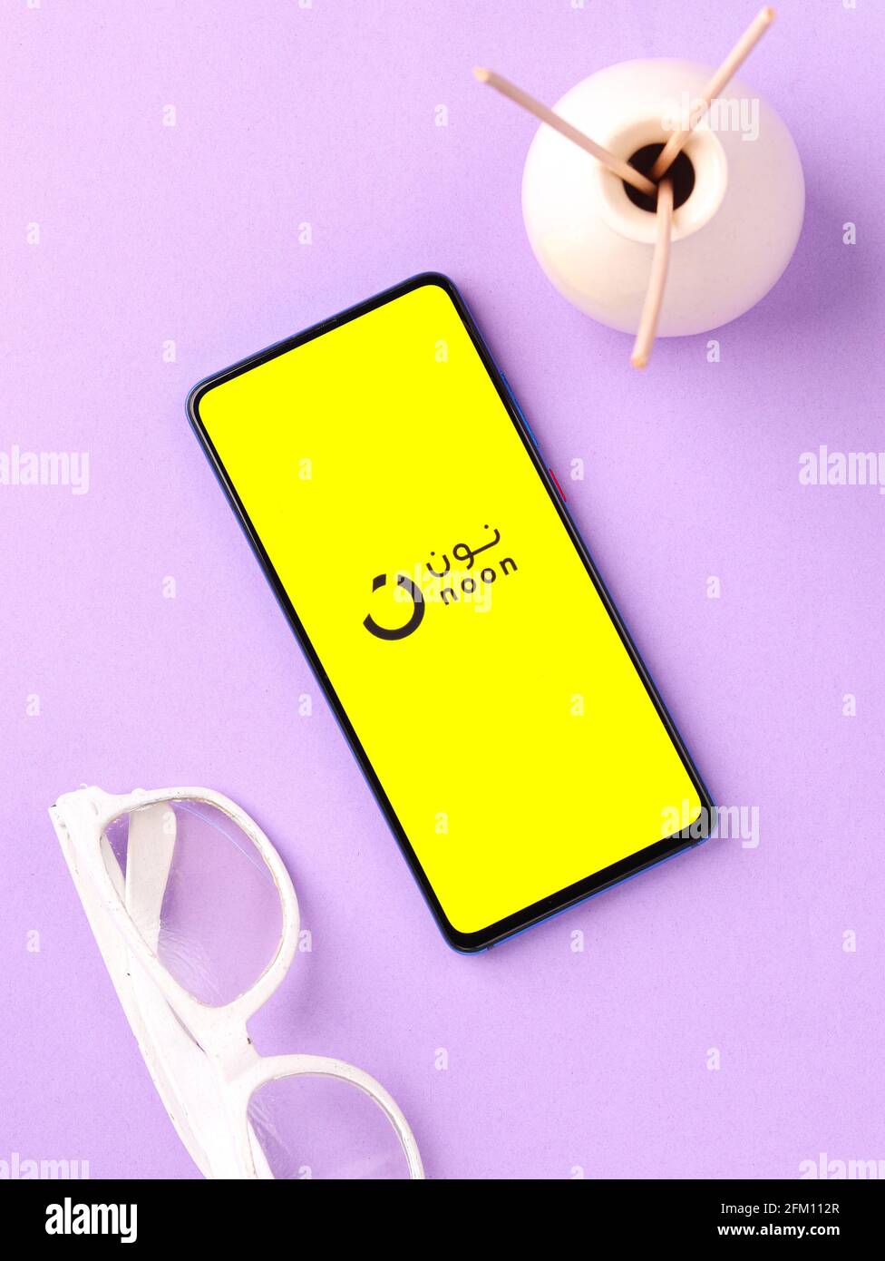 Dubai shopping stock image hi-res stock photography and images - Alamy