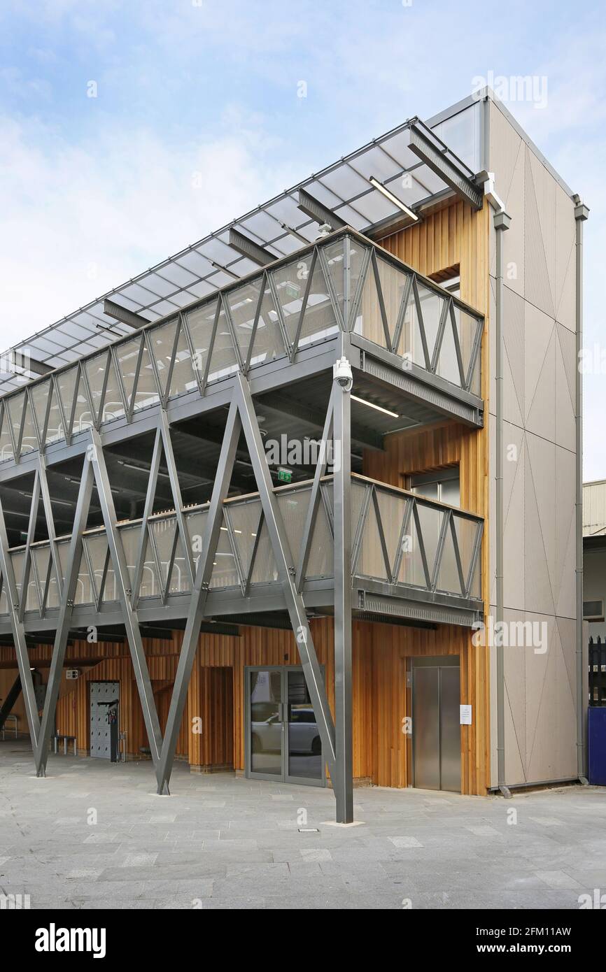 Railway station of timber construction hi-res stock photography and ...