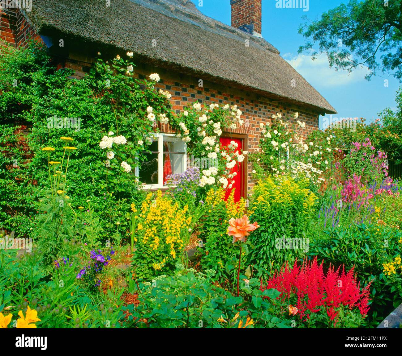 Picturesque garden cheshire hi-res stock photography and images - Alamy