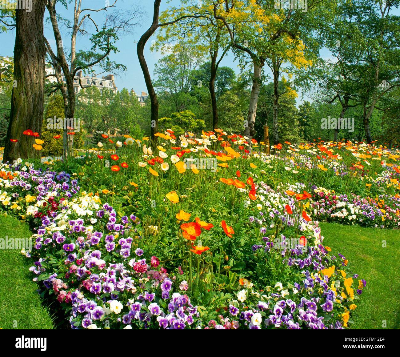 Raised formal gardens hi-res stock photography and images - Alamy