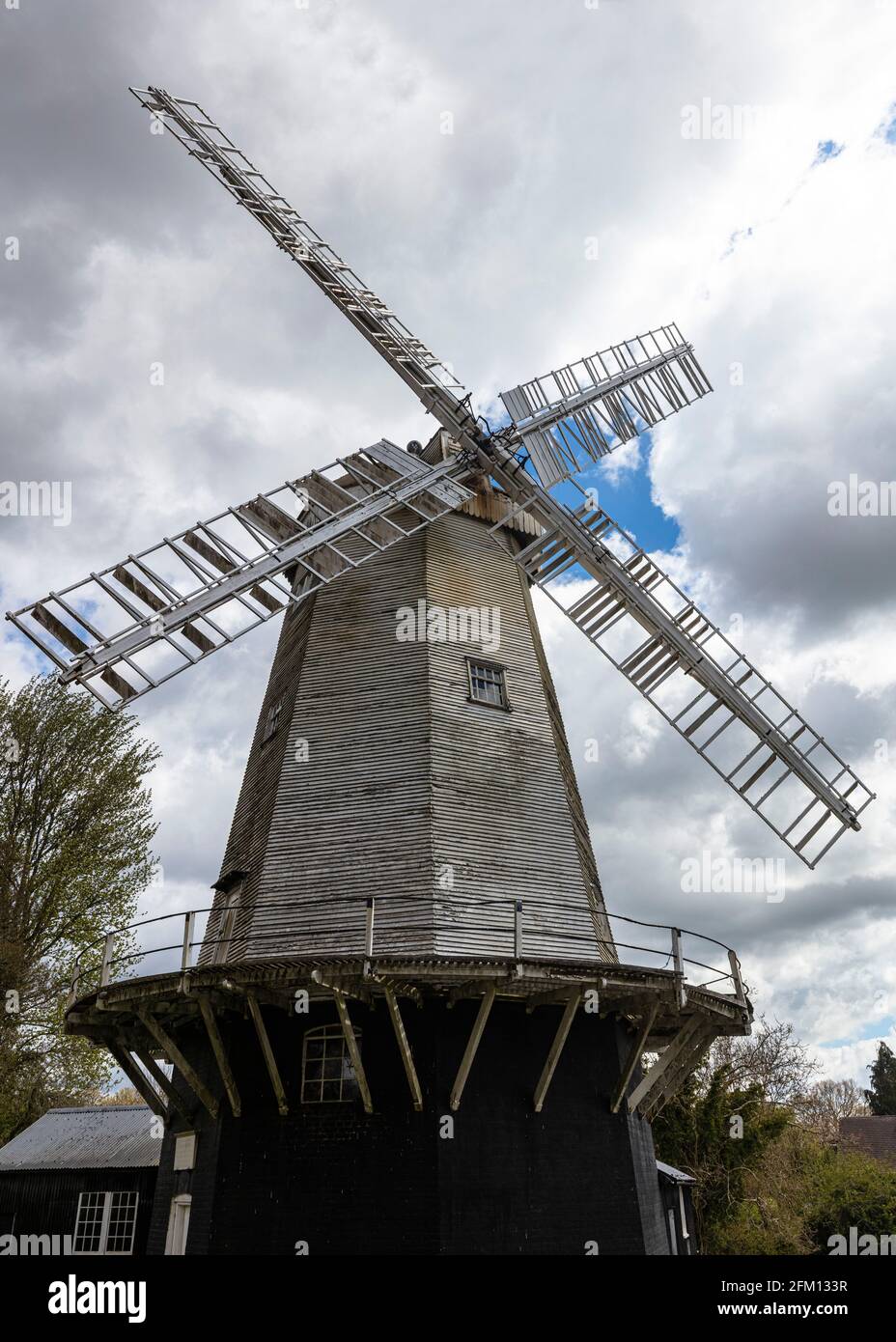Jonathan creek hi-res stock photography and images - Alamy