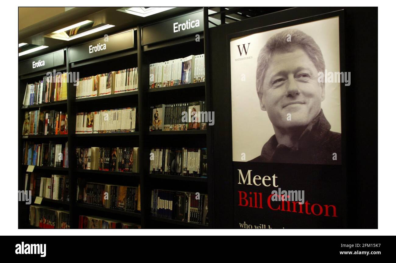 Bill Clinton Book signing at Waterstones in Londonpic David Sandison 12 ...