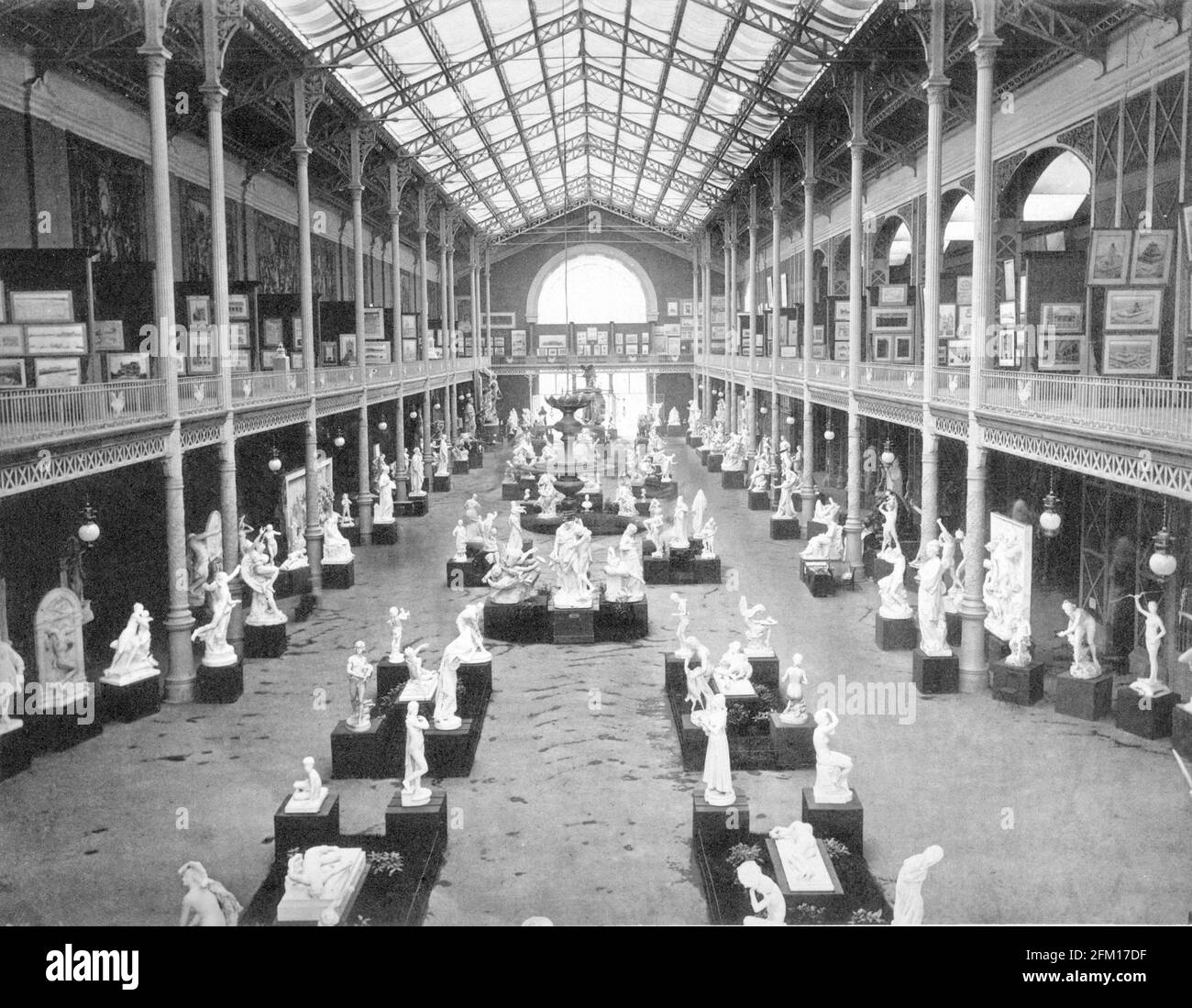 Rapp paris hi-res stock photography and images - Alamy