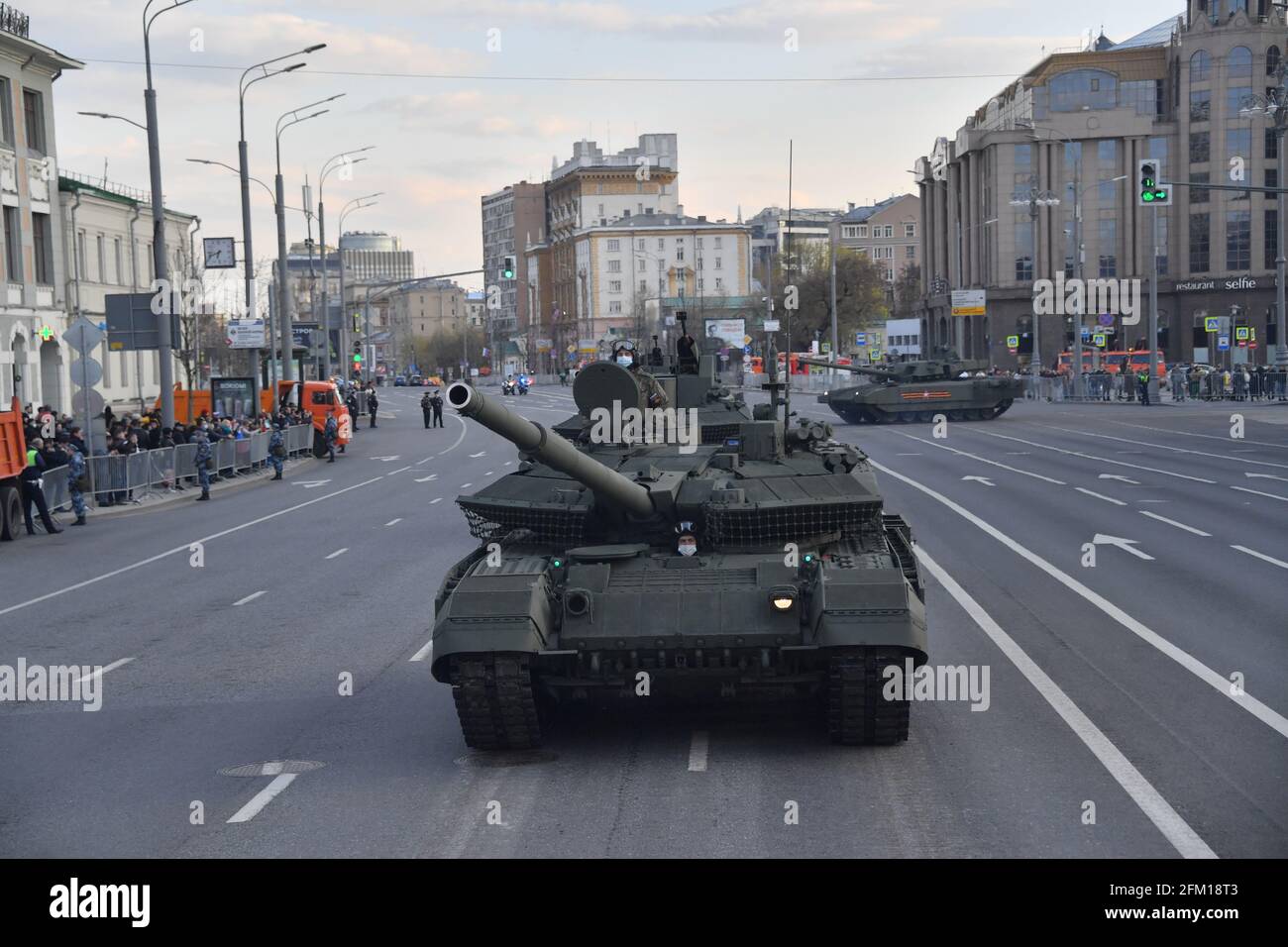 Moscow. T-90M tank `Breakthrough` on Tverskaya Street before the ...