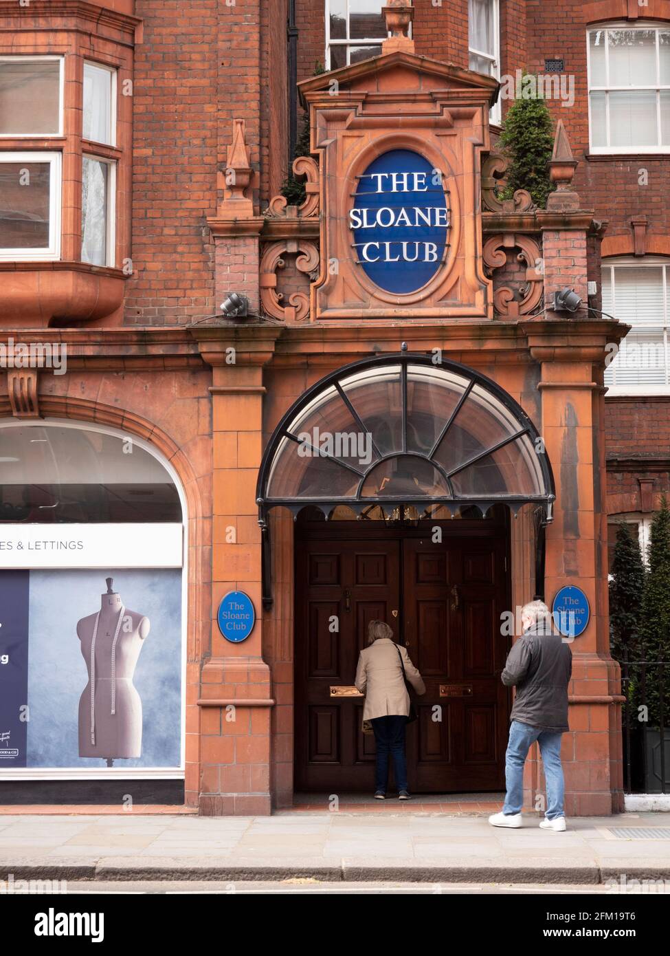 The sloane club hi-res stock photography and images - Alamy
