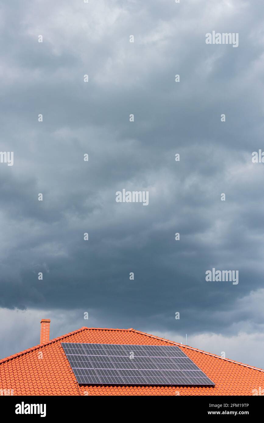 Solar pv installation hi-res stock photography and images - Alamy