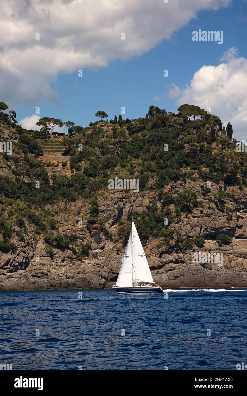 Portofino sailing hi-res stock photography and images - Alamy