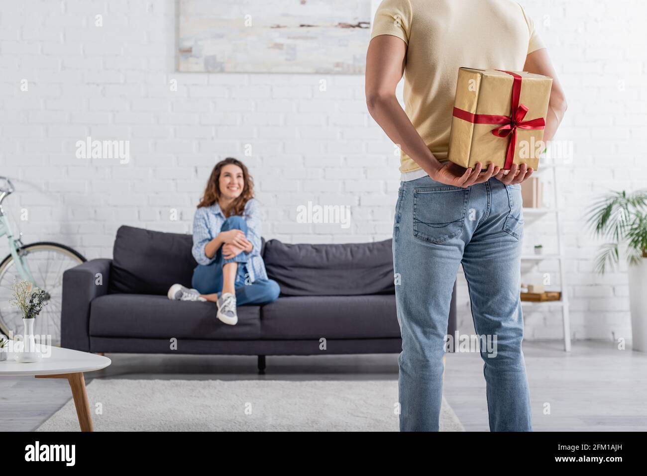 Woman positive table computer sit hi-res stock photography and images ...