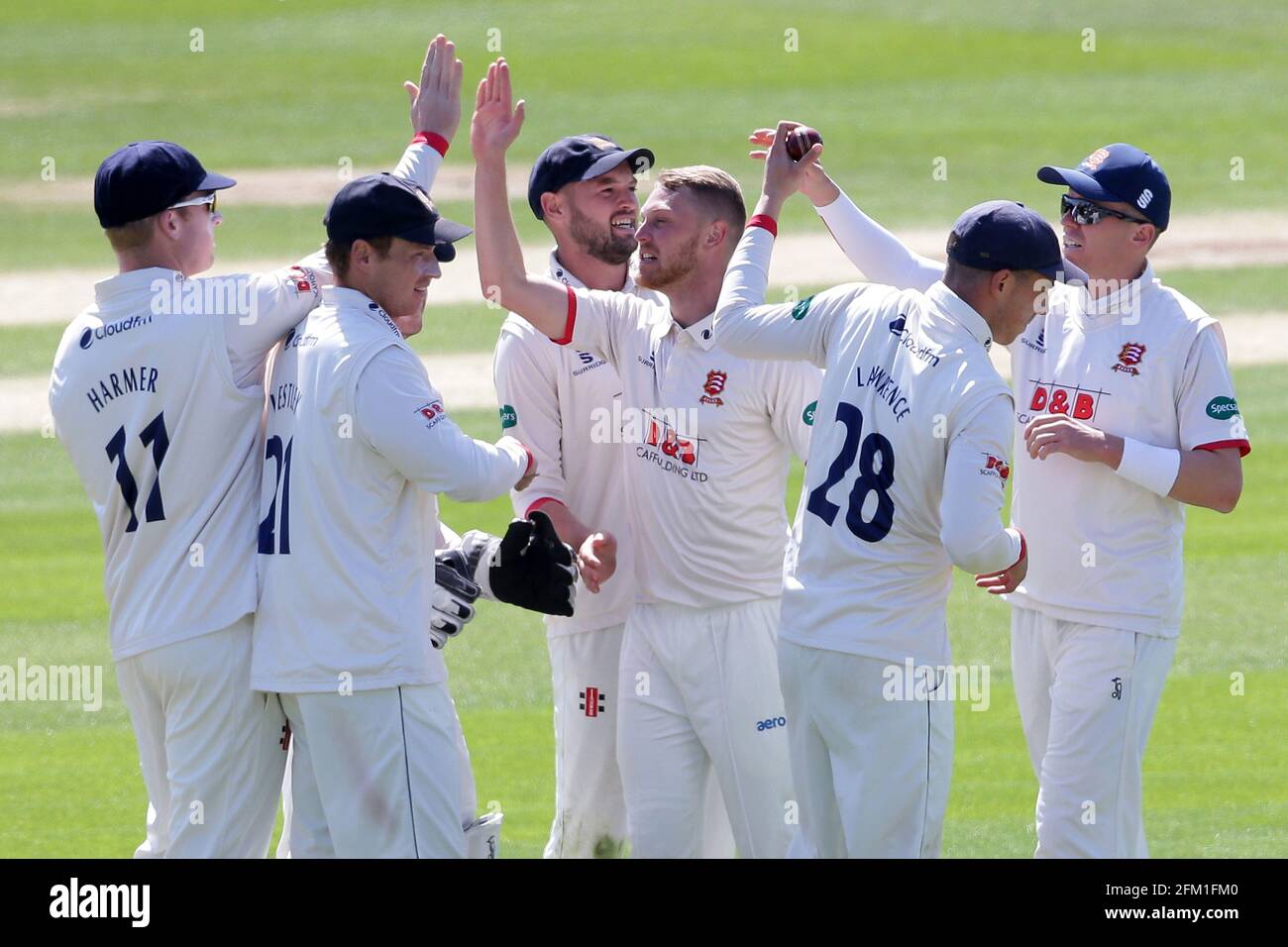 Jamie Porter of Essex celebrates taking the wicket of Ben Duckett ...