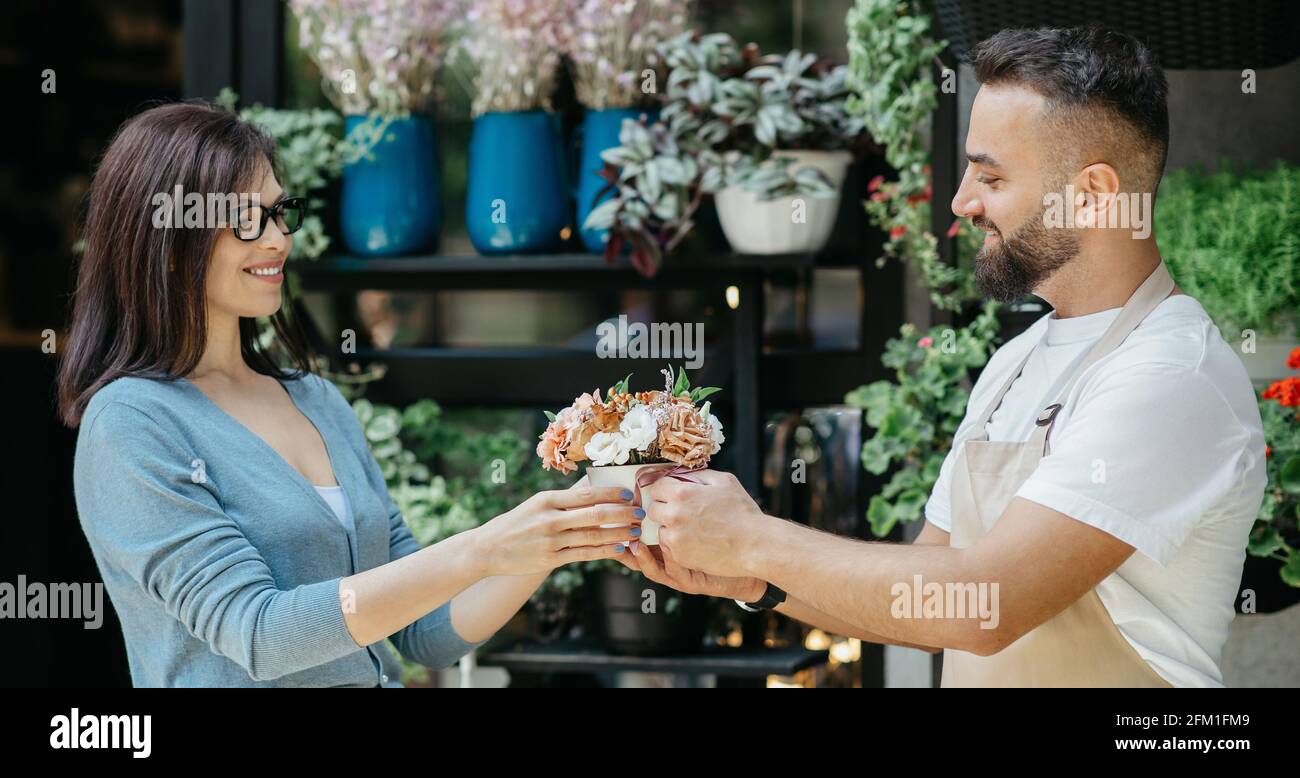 Small business clients hi-res stock photography and images - Alamy