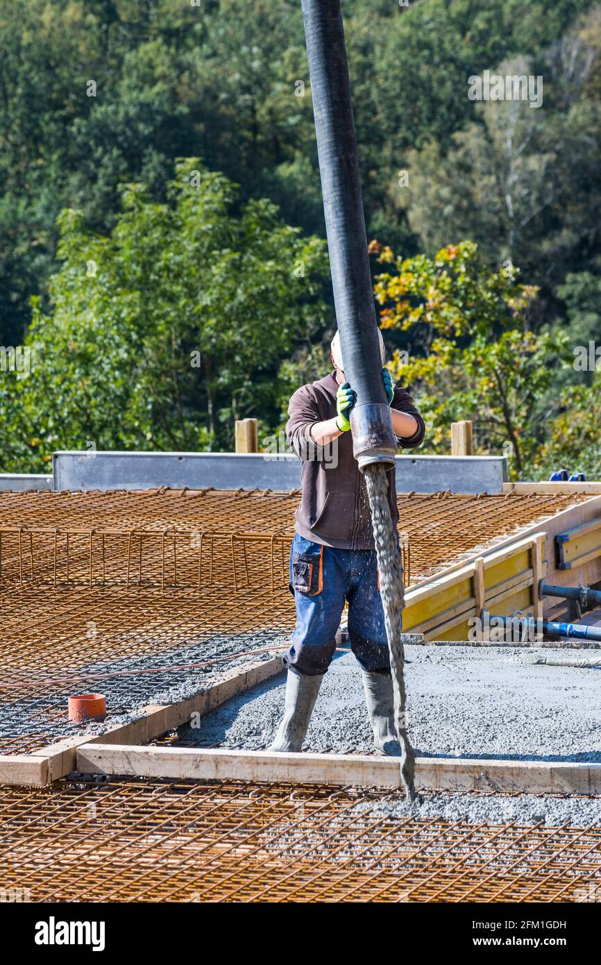 Pouring Concrete Ceilings 25 Ceiling Formwork Stock Photos, High Res