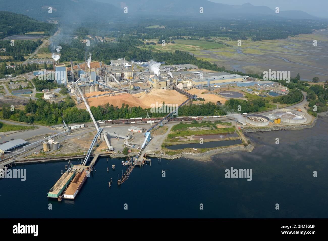 Catalyst paper mill hi-res stock photography and images - Alamy