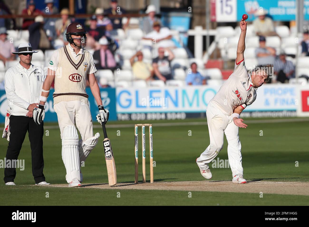 Aaron Beard in bowling action for Essex during Essex CCC vs Surrey CCC ...