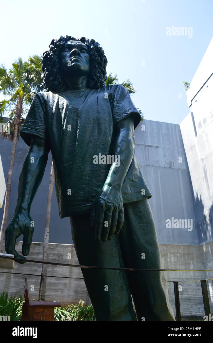 Inclined position hi-res stock photography and images - Alamy