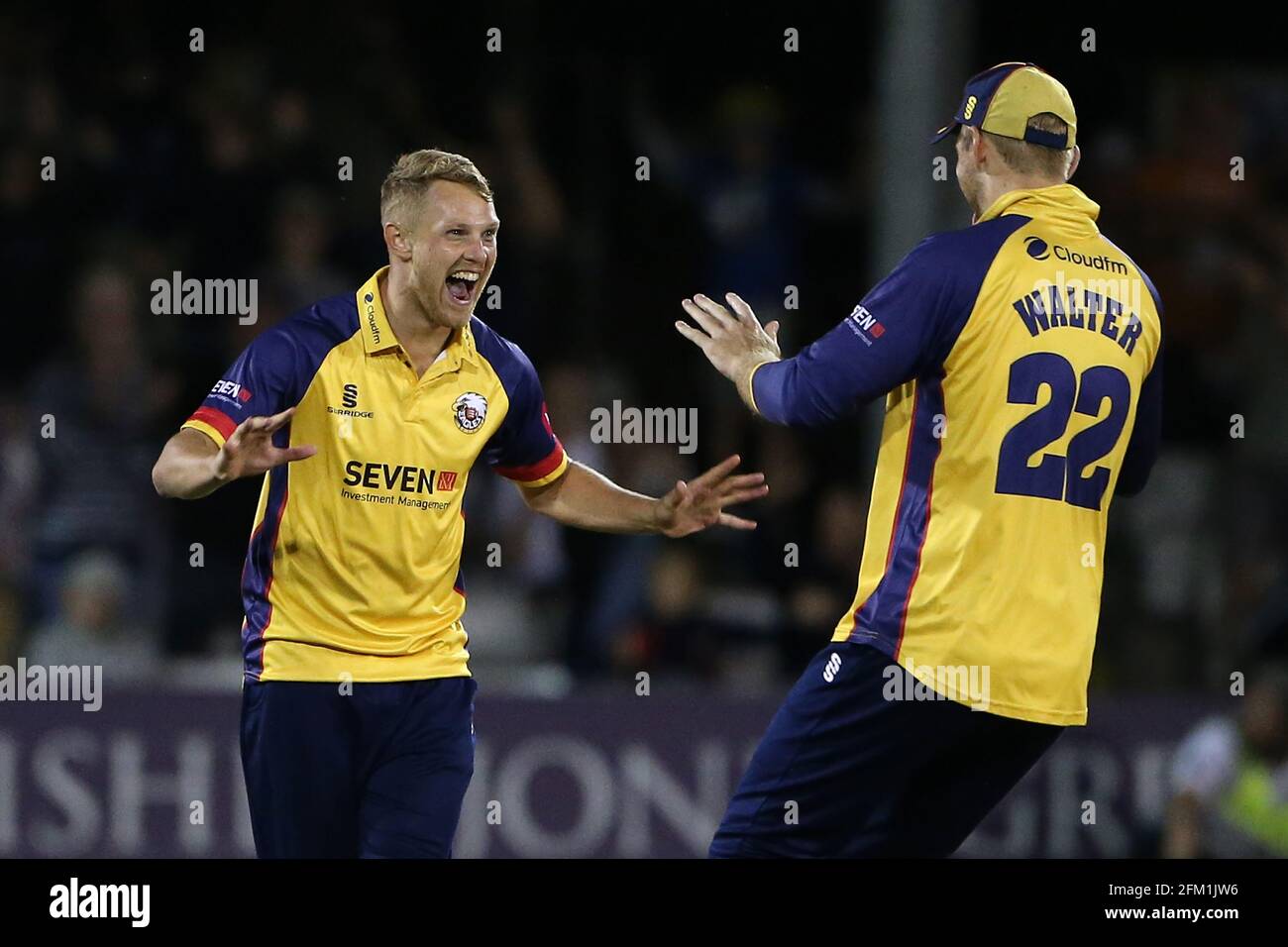 Jamie Porter of Essex celebrates taking the wicket of Hardus Viljoen ...
