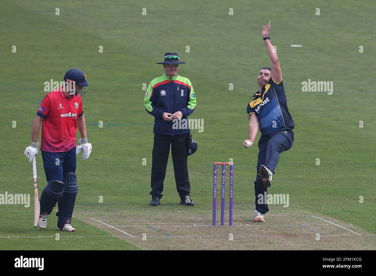 Marchant de Lange in bowling action for Glamorgan during Glamorgan vs ...