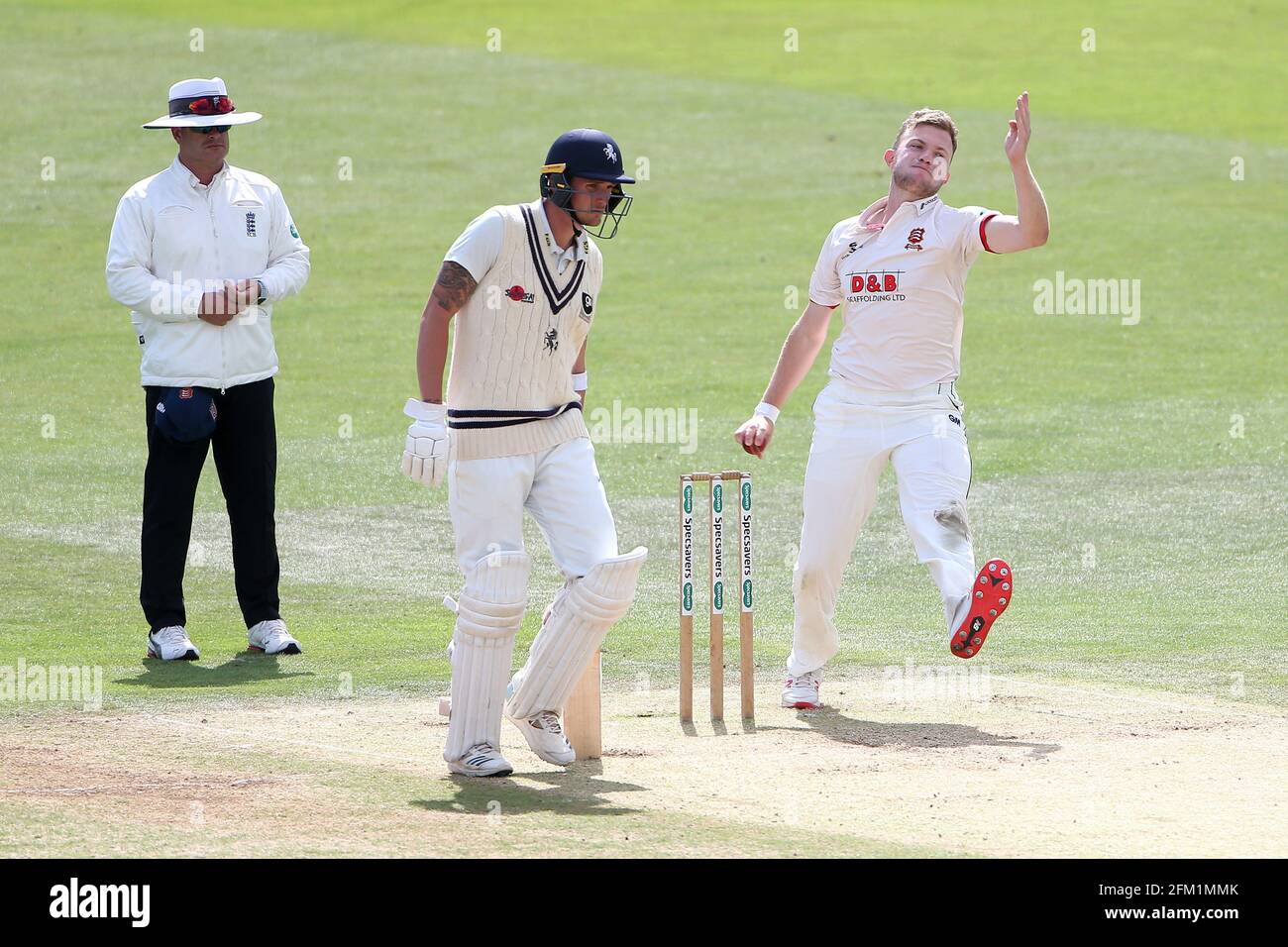 Sam Cook in bowling action for Essex during Kent CCC vs Essex CCC ...