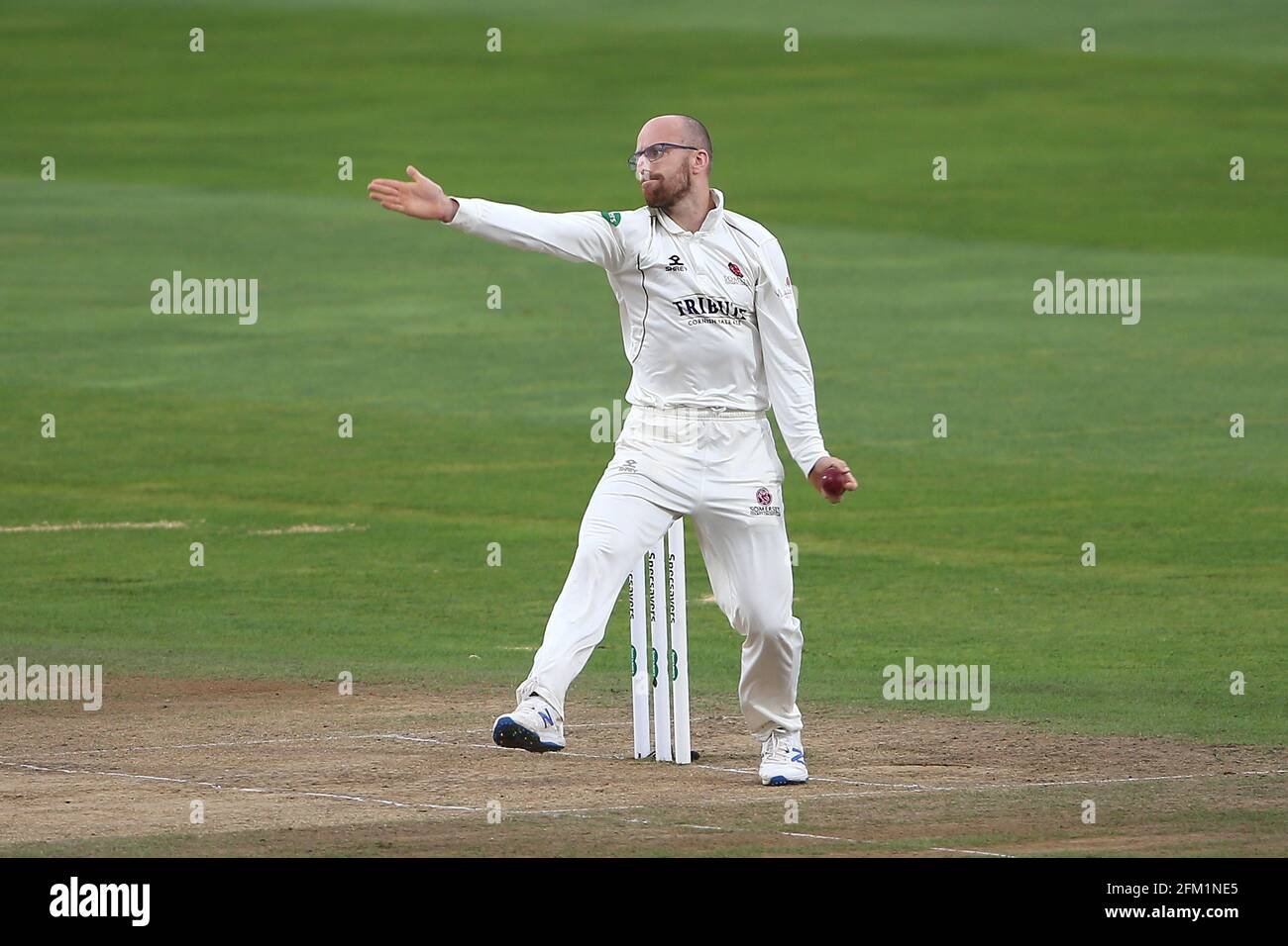 England cricketer jack leach hi-res stock photography and images - Alamy