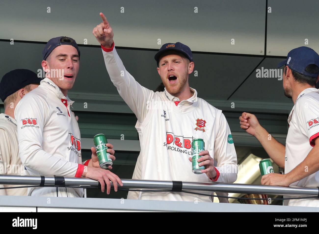 Jamie Porter of Essex celebrates winning the Championship on the ...