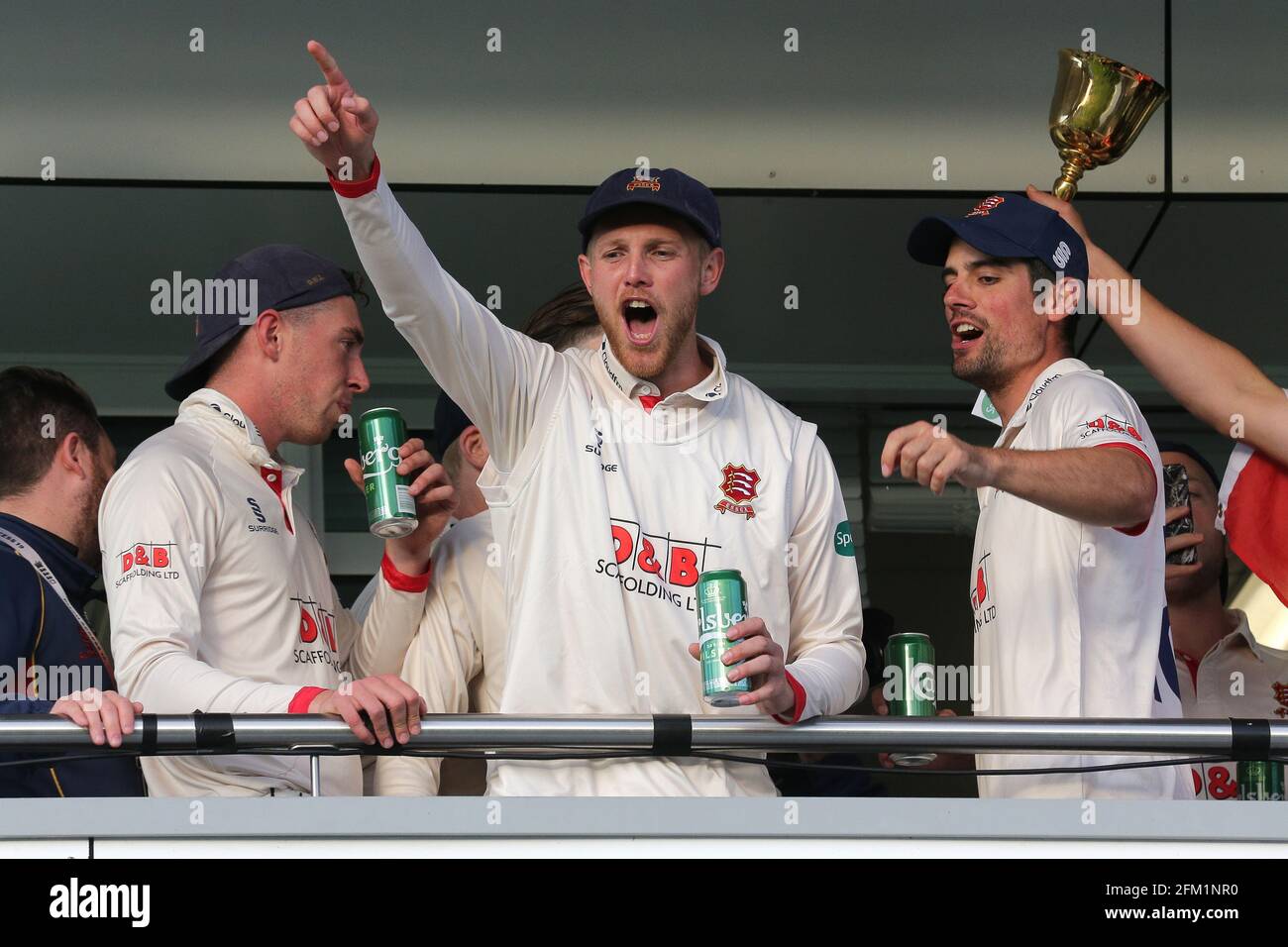 Jamie Porter of Essex celebrates winning the Championship on the ...